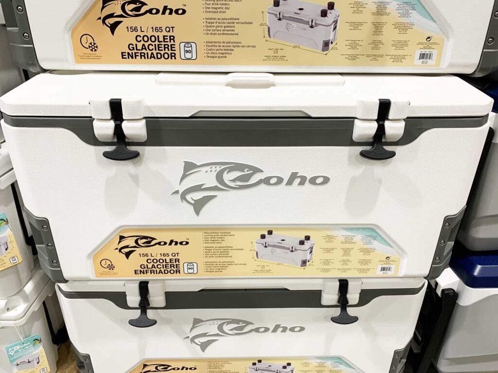 コストコのクーラーボックス種類・価格一覧をご紹介。アウトドアに大活躍